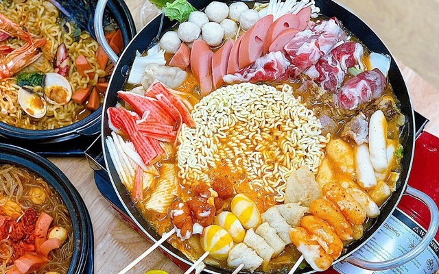 Bon Bon Quán - Lẩu Tokbokki & Ăn Vặt Hàn Quốc | Đặt Món & Giao ship tận ...
